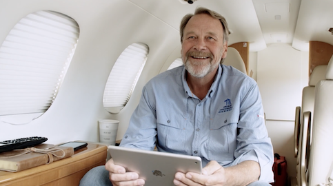 Insurance Executive Stays Connected to Clients in Flight - Gogo